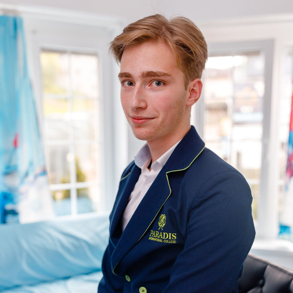 Paradis – International College